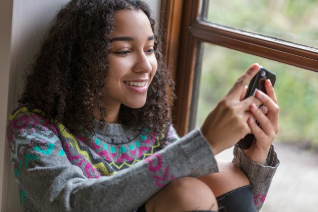 How to set phone guidelines for tweens or teens getting their first ...