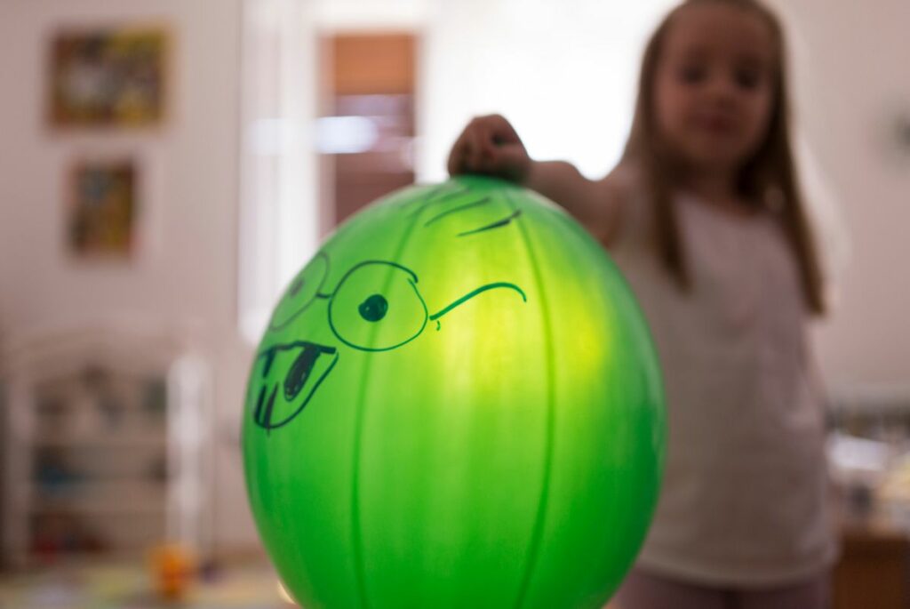 What does it mean when kids have imaginary friends? - ParentsTogether