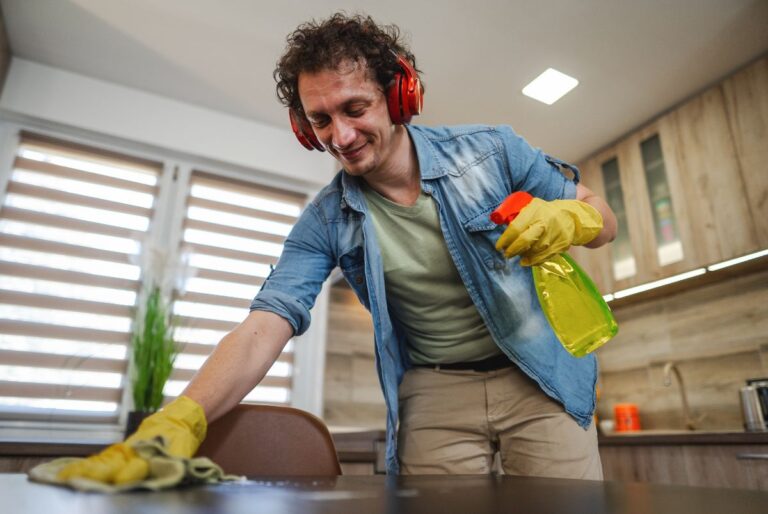 15 songs about the joys and struggles of parenting - ParentsTogether